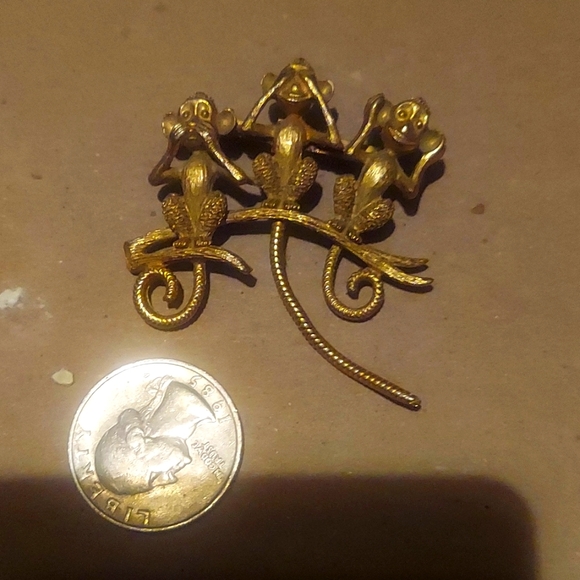 Vintage | Jewelry | Speak No Evil See No Evil Hear No Evil Fun Tail ...
